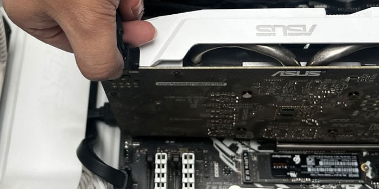 ¿El monitor no enciende? He aquí por qué y cómo solucionarlo - All Things Windows